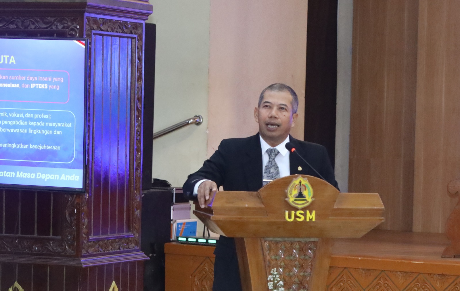 Penyampaian Visi, Misi, dan Program Kerja Bakal Calon Rektor USM ...